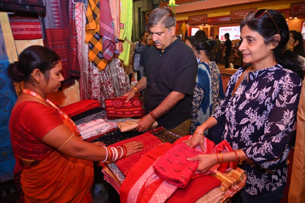 Mission Shakti Stalls at IITF win Hearts, Many Accolades – Around ...